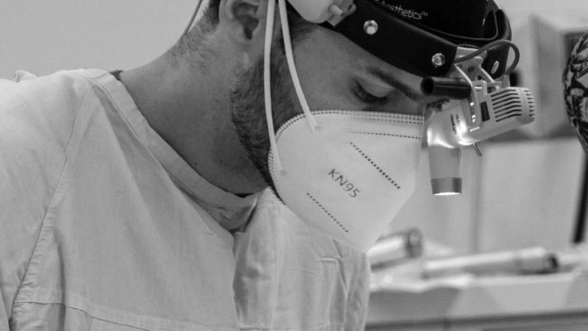 Dr Abraham Moreno – Cirujano Plástico